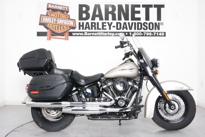Softail | Barnett Harley-Davidson®