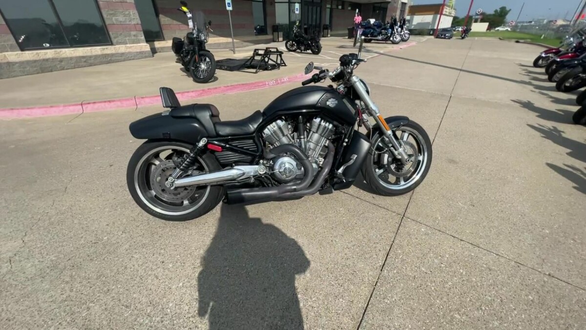Harley Davidson V Rod Muscle Matte Black