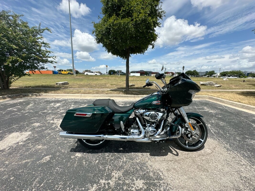 Road Glide™ | Dallas Harley-Davidson®, Garland