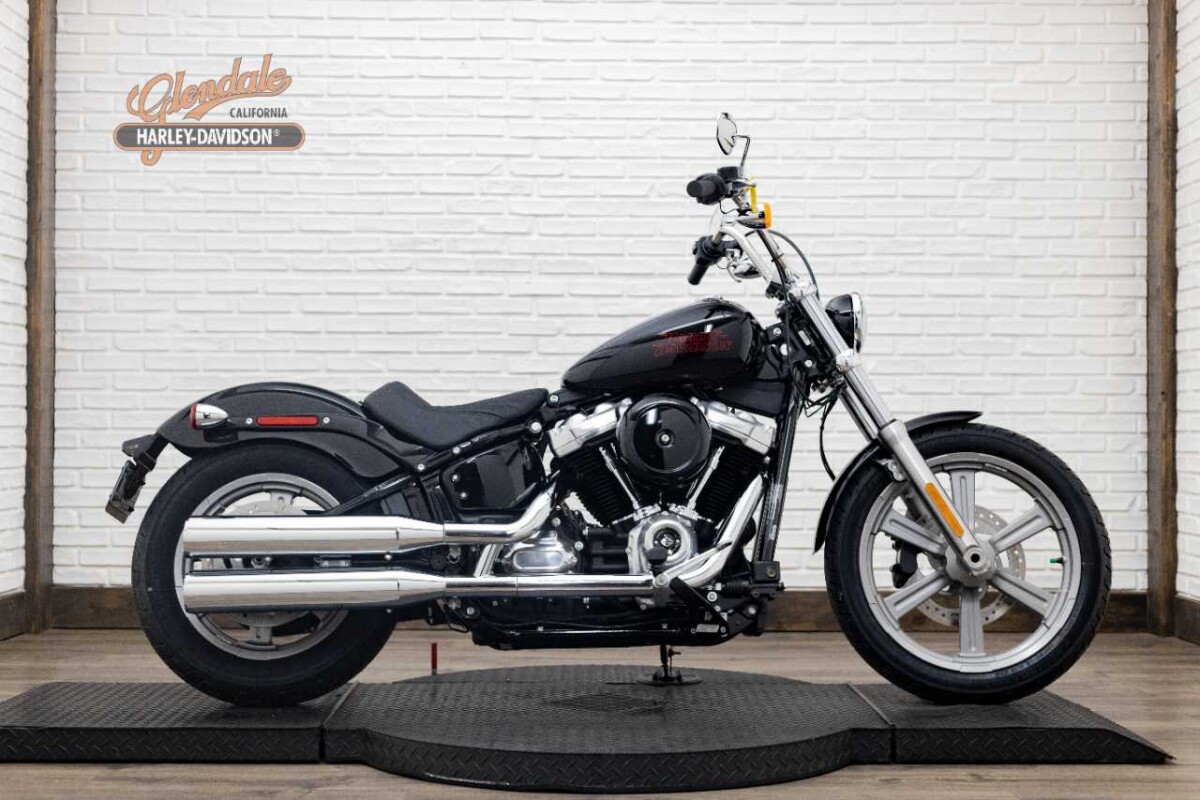 Softail® Standard | Harley-Davidson® of Glendale