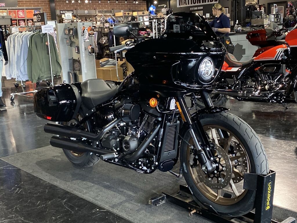 Low Rider® ST | Wild Fire Harley-Davidson