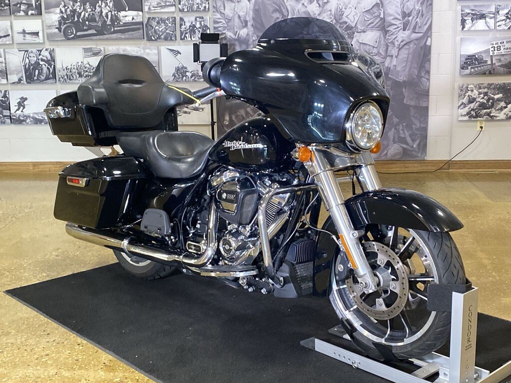 Street Glide® | Wild Fire Harley-Davidson