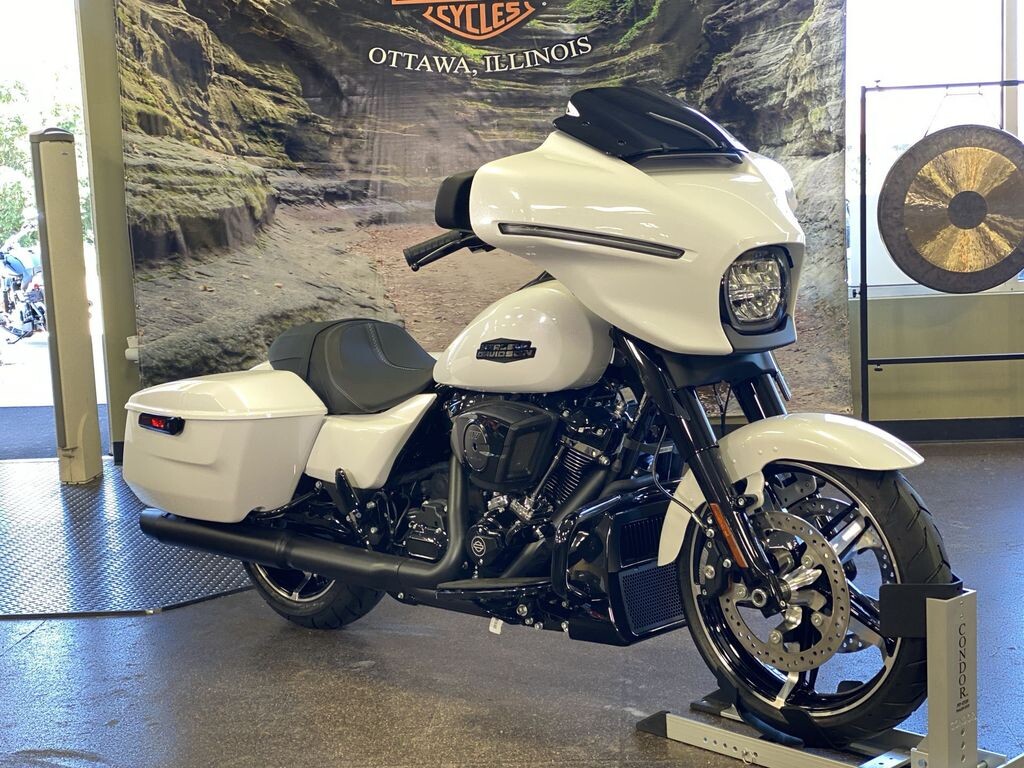 Street Glide® | Wild Fire Harley-Davidson