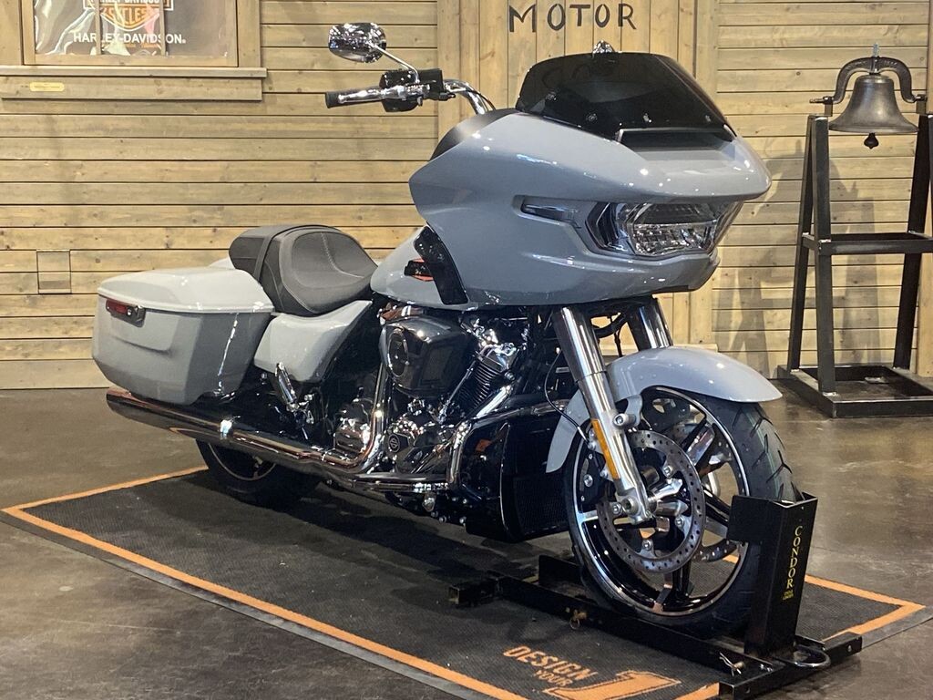 Road Glide™ | Wild Fire Harley-Davidson