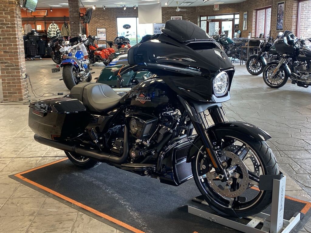 Street Glide® | Wild Fire Harley-Davidson