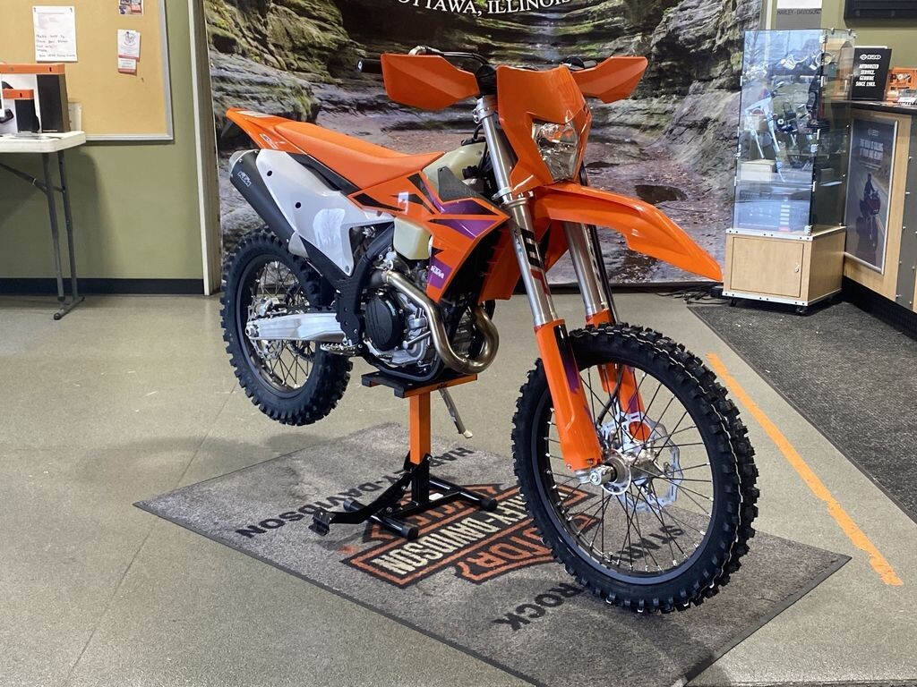 450 XCF-W | Woodstock KTM Triumph