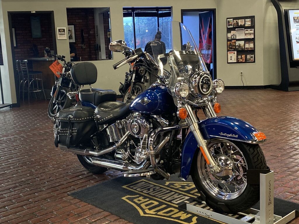 2015 Harley-Davidson® Heritage Softail® Classic | Pre-owned Motorcycles For Sale | Milwaukee, WI ...