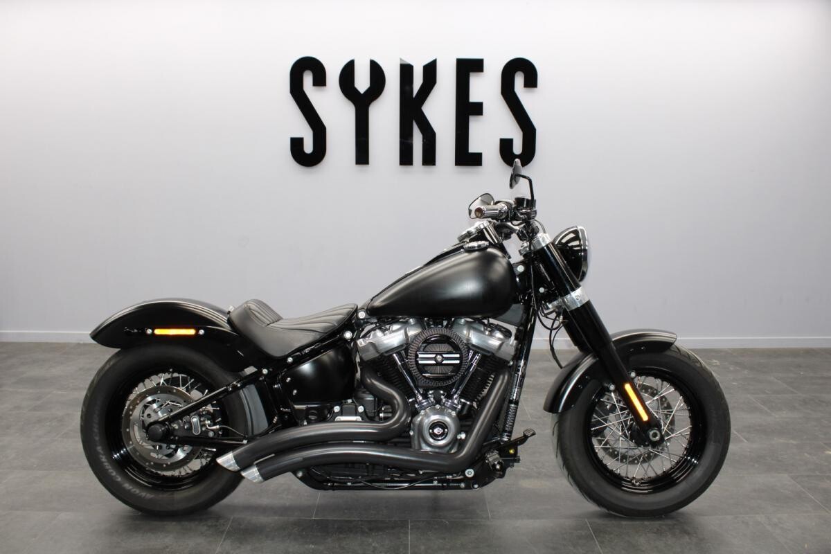 Custom Harley Softail Slim