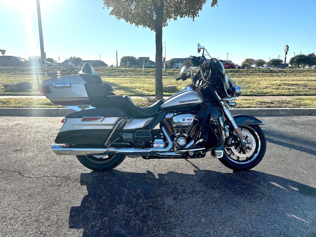 Ultra Limited | Fort Thunder Harley-Davidson®
